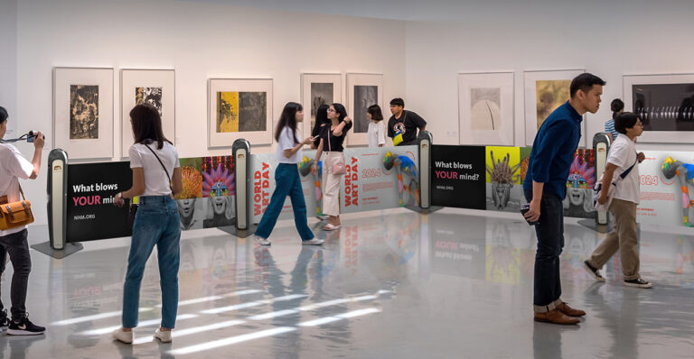 How to use the Spotlight Influencer™ in Busy Venues - MODUS